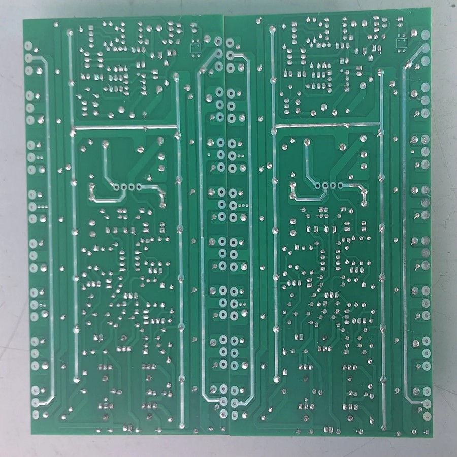 Mạch Công Suất 32 Sò